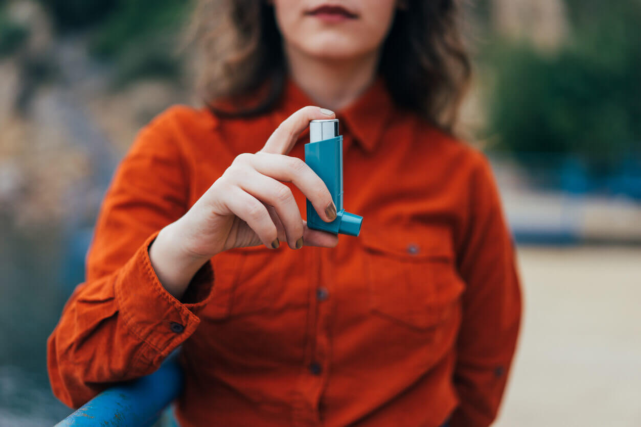 A Comprehensive Guide to Asthma Symptoms and Warning Signs | Austin ...
